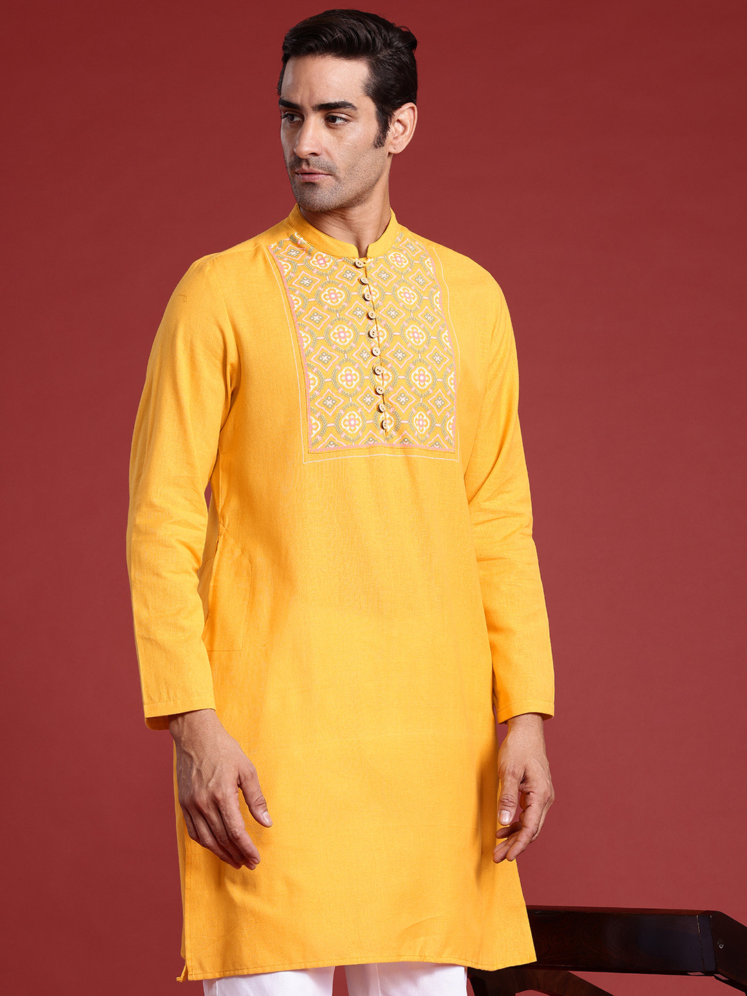 Buy Anouk Men Yoke Design Cotton Linen Indie Prints Kurta - Kurtas for ...