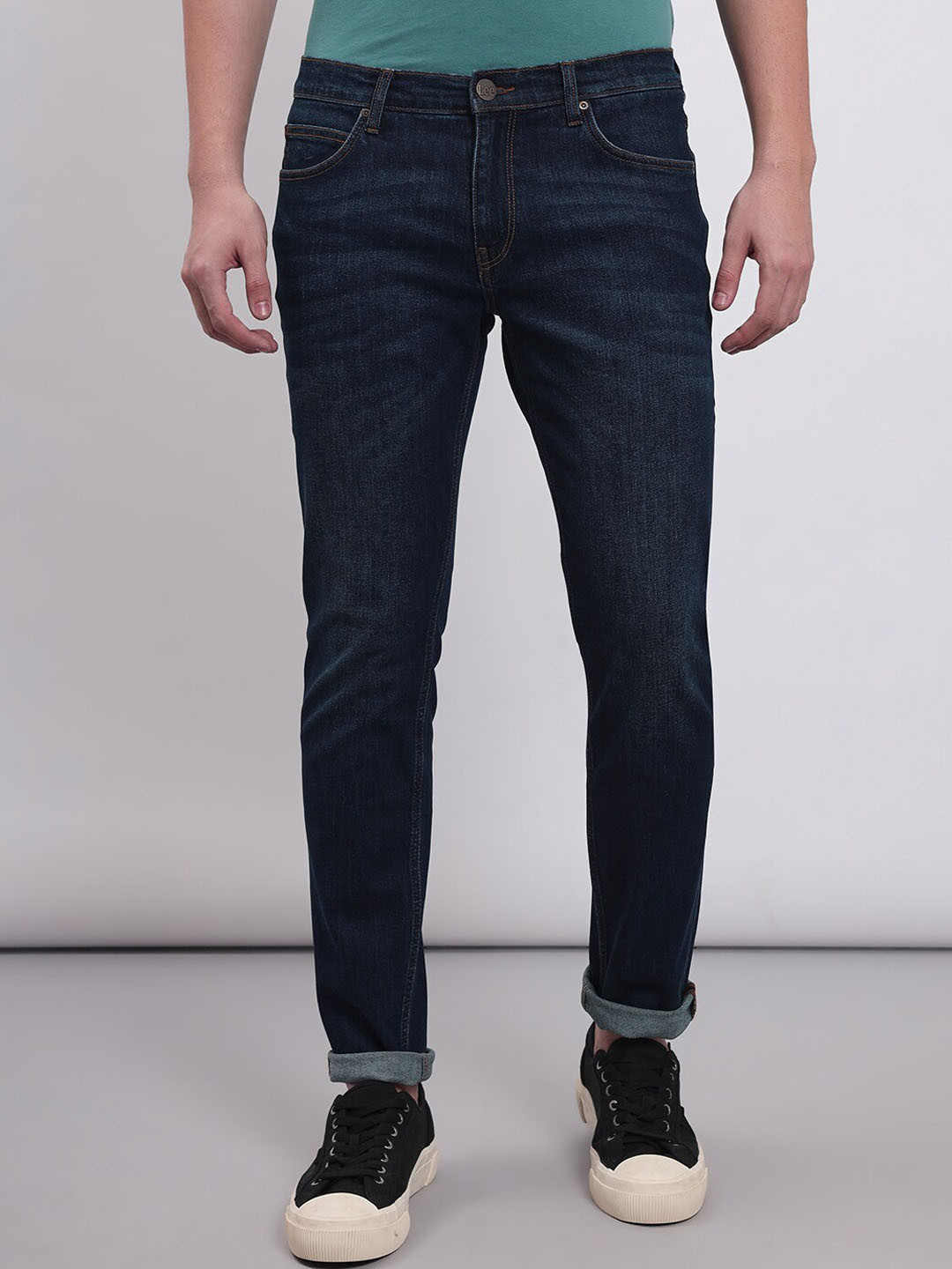 Buy Lee Men Bruce Skinny Fit Mid Rise Light Fade Stretchable Jeans ...