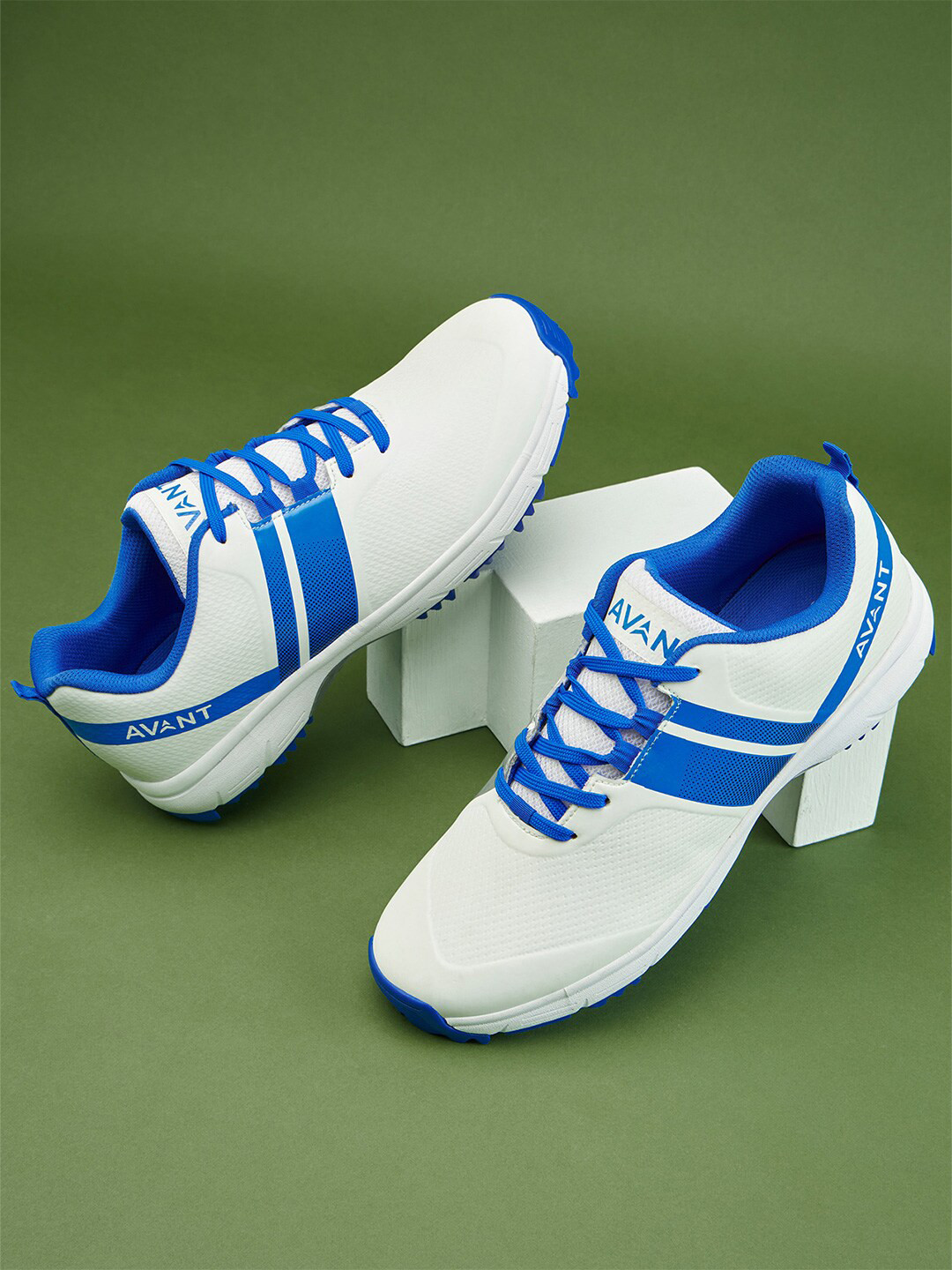 Buy AVANT Men PaceMax Mesh Cricket Shoes - Sports Shoes for Men ...