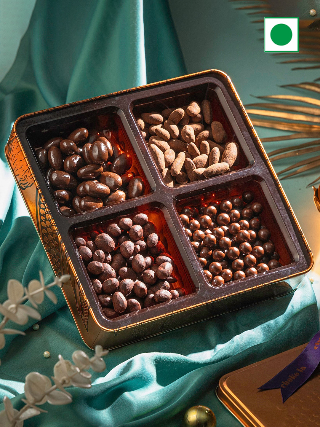 Buy Choko La Christmas Cosmos Chocolates Gift Pcak 500 Gms - Chocolate ...