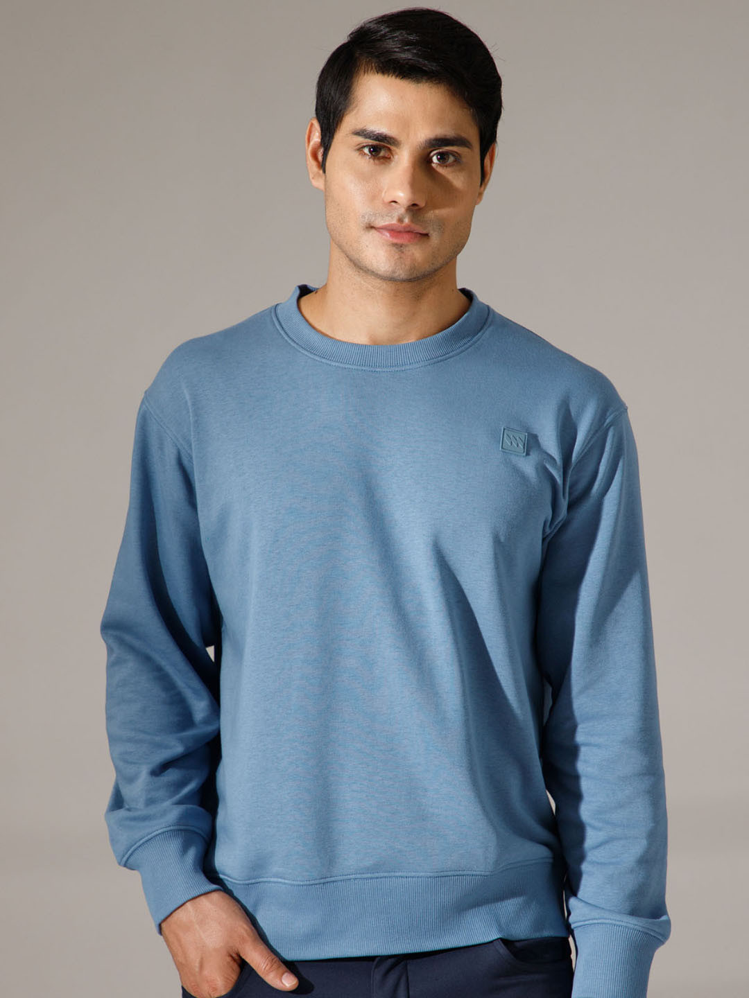 Buy MODERN CREW Ace Luxe Men Solid Relaxed Fit Sweatshirt - Sweatshirts ...