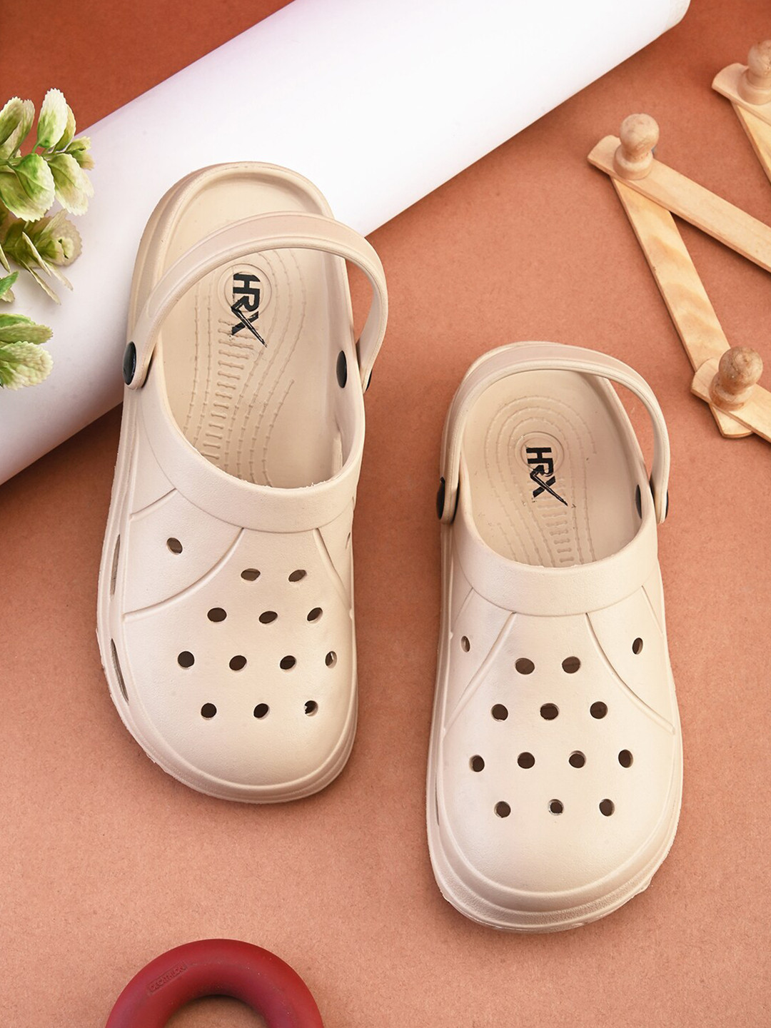 Buy HRX By Hrithik Roshan Women Beige Self Design Rubber Clogs - Flip ...