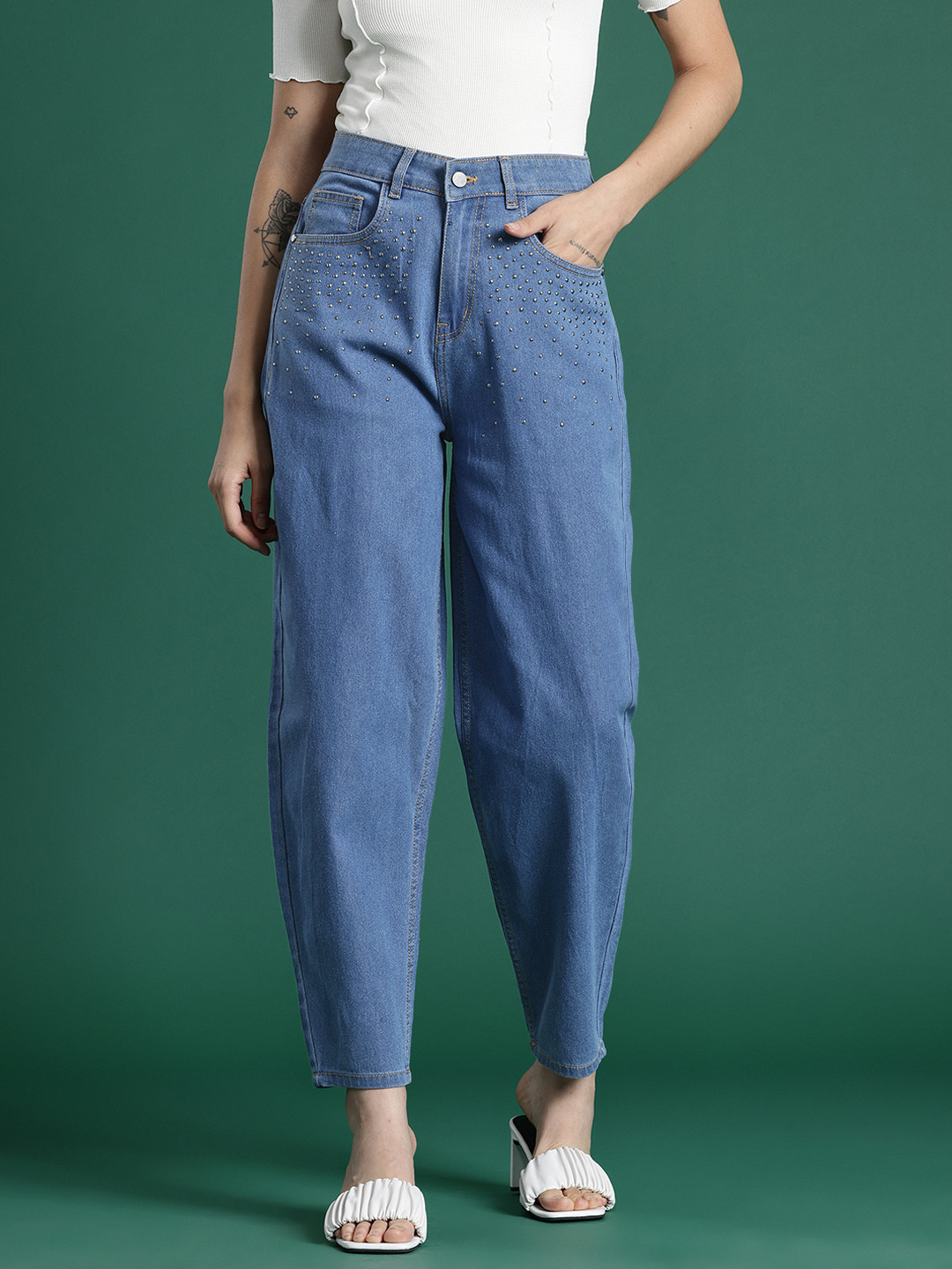 Buy DressBerry Women Embellished Slouchy Fit Baggy Jeans - Jeans for Women 26190334 | Myntra