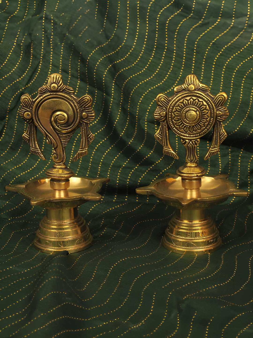 Buy Spillbox Gold Toned 2 Pieces Brass Shangu Chakra Table Diya Pooja ...