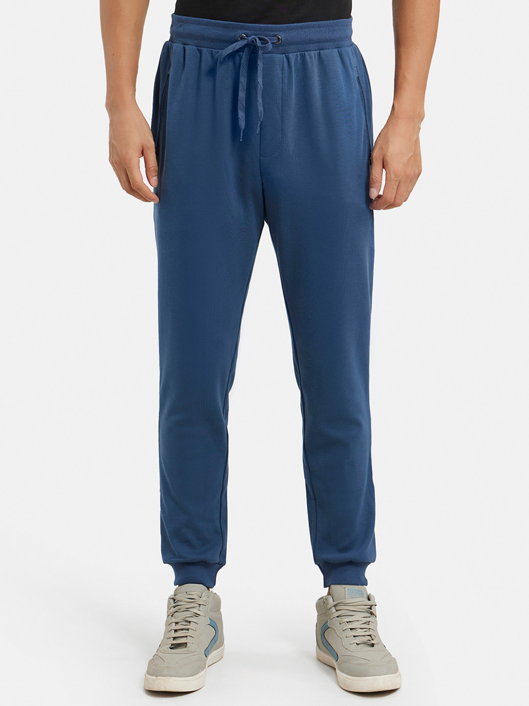 Buy Jockey Combed Cotton Rich Slim Fit Jogger With Zipper Pockets AM02 ...