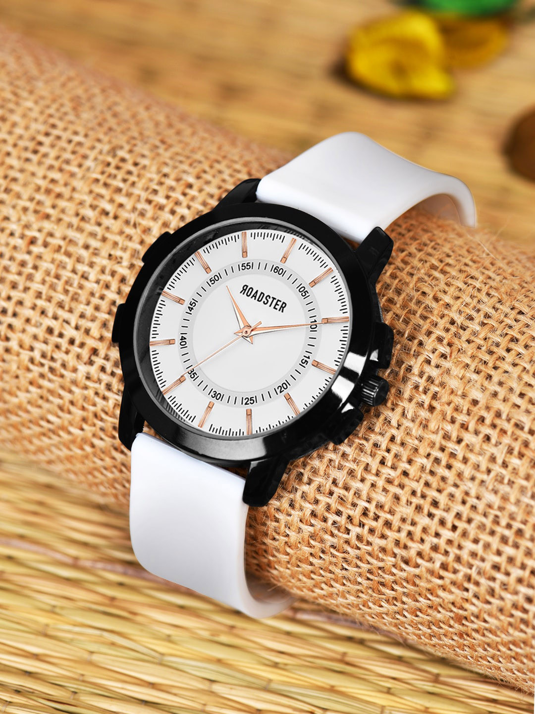 Buy Roadster Men Water Resistant Analogue Watch HOBRD NEW 118 WH ...