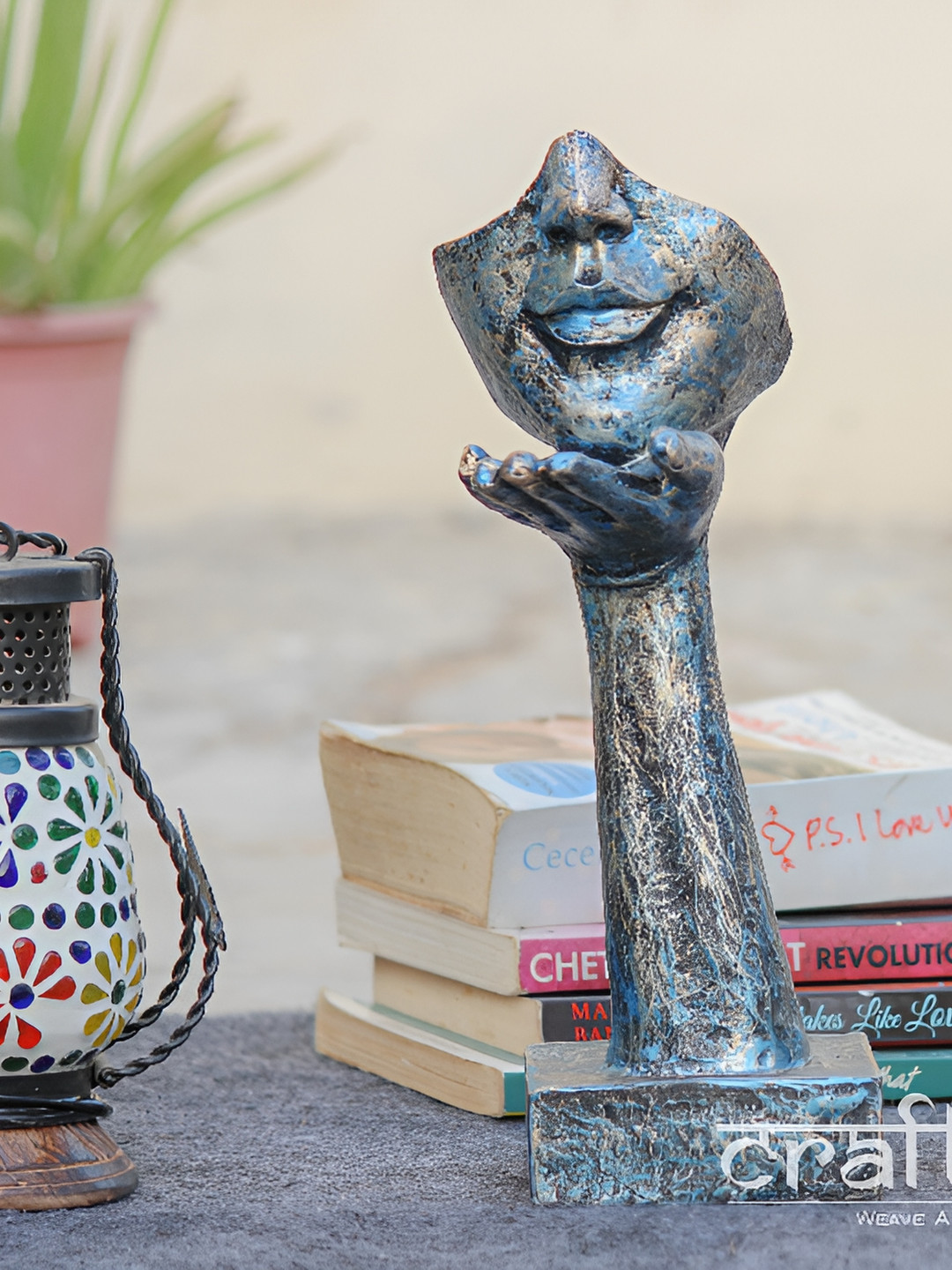 Buy ARTICIA Blue Abstract Human Face Sculptures Head With Hand Figurine ...