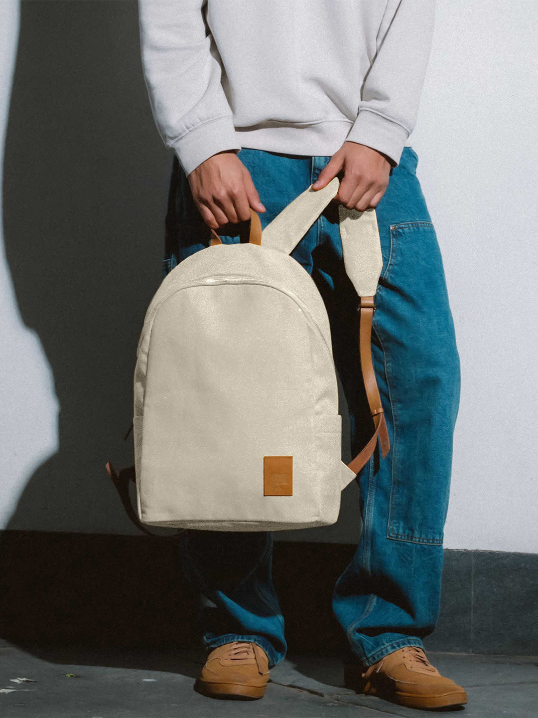 Buy DailyObjects Unisex Pedal Daypack Backpack With Compression Straps ...