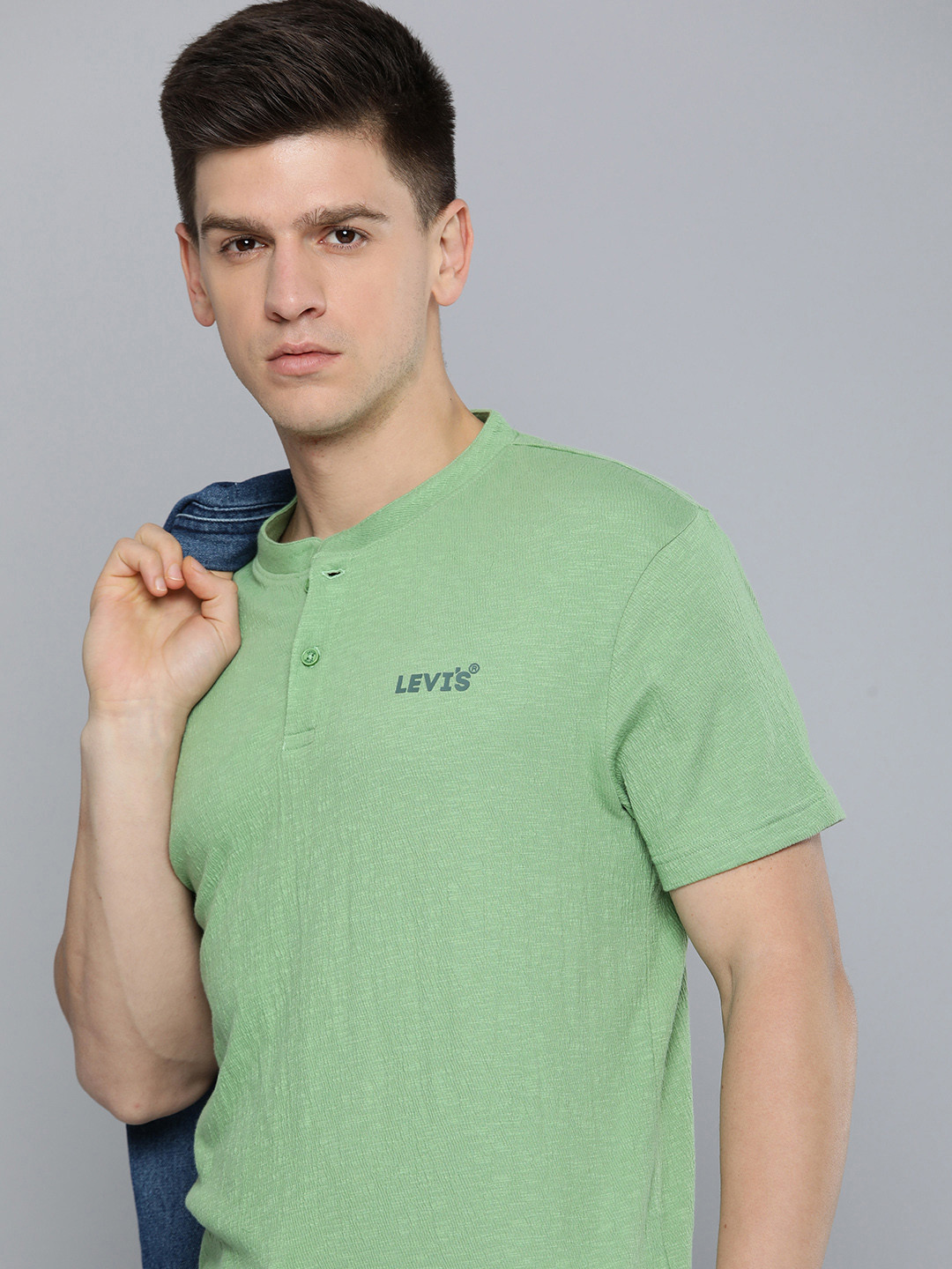 Buy Levis Crepe Henley Neck Slim Fit T Shirt - Tshirts for Men 26297796 | Myntra