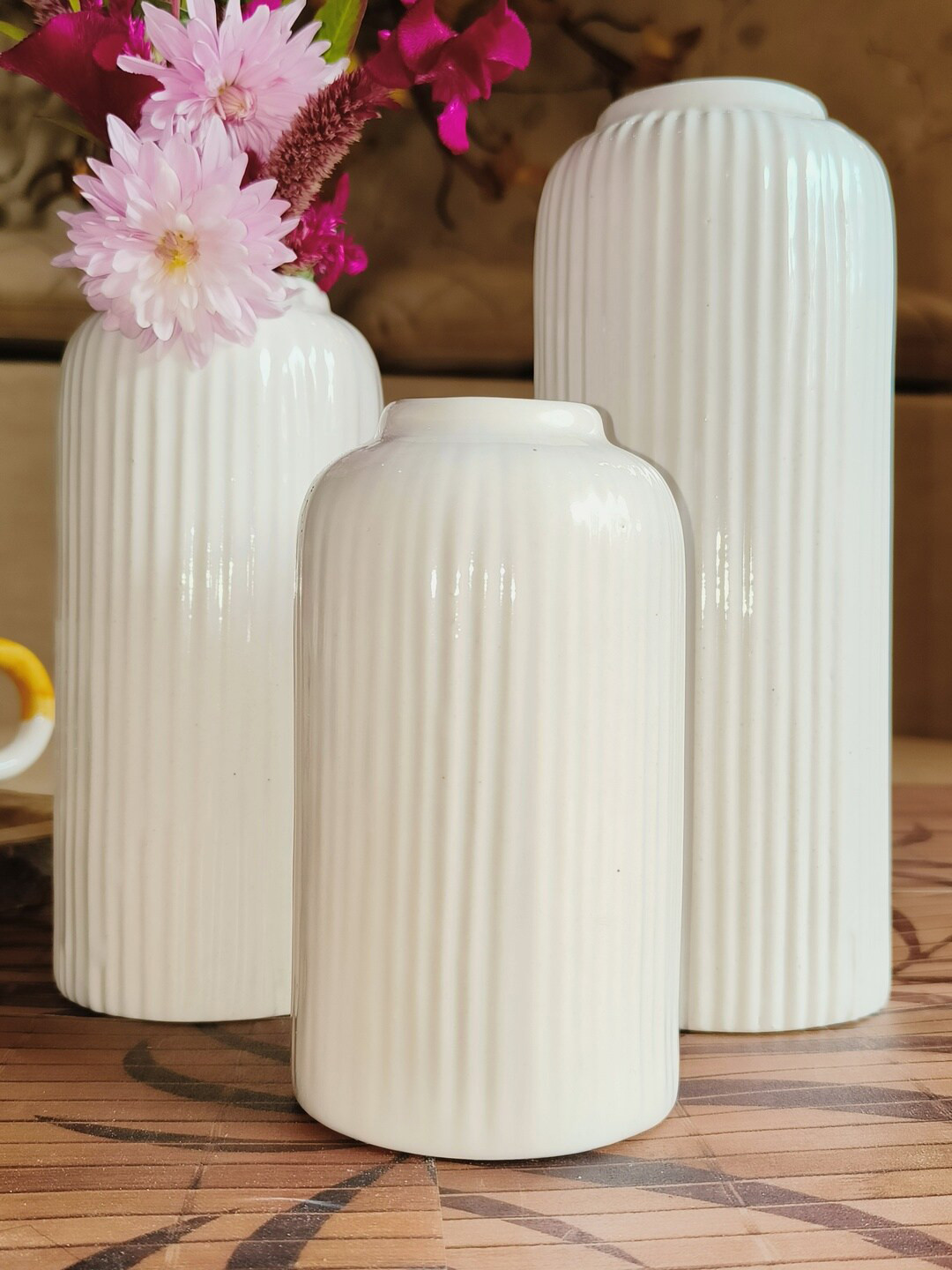 Buy NIYARA 3 Pieces White Textured Ceramic Vases - Vases for Men ...