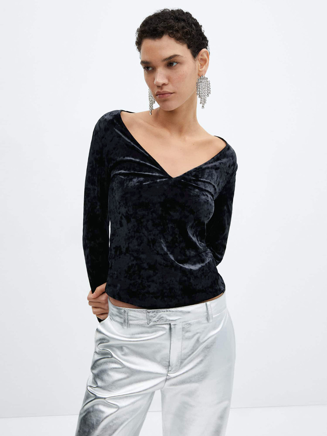 Buy MANGO Velvet Top - Tops for Women 26412100 | Myntra