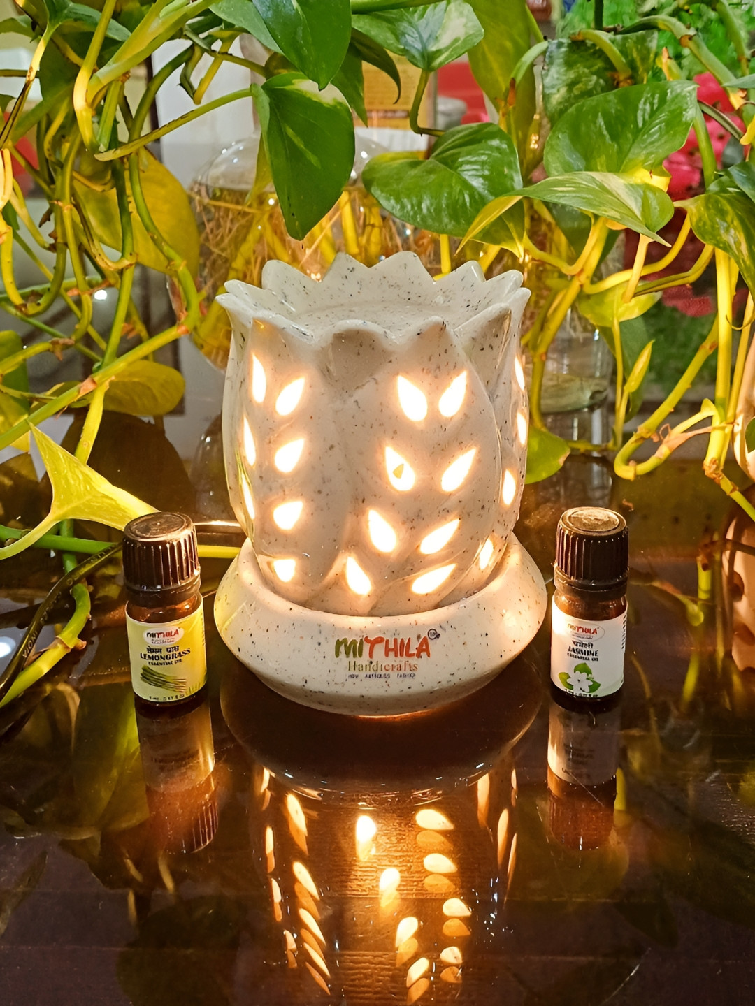 Buy MITHILA Handicrafts Electric Ceramic Crown Diffuser With Aroma Oil ...