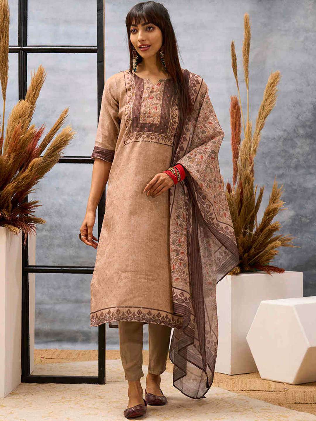 Buy ZOLA Beige Ethnic Motifs Printed Sequinned Kurta With Trousers ...