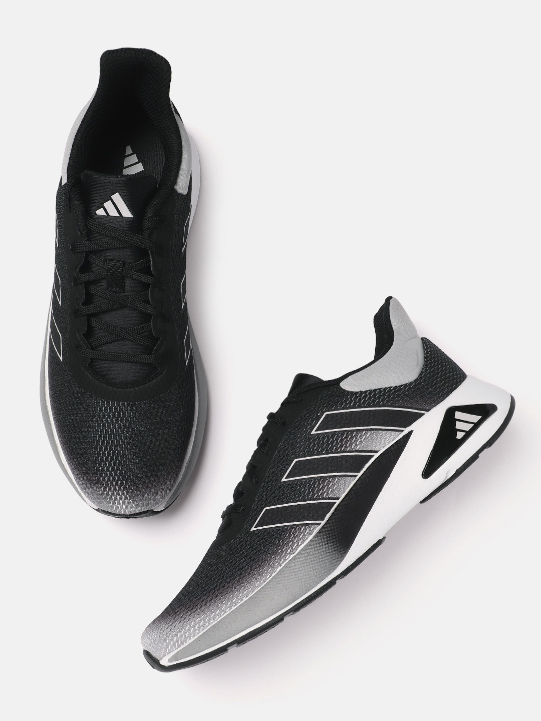 Buy ADIDAS Men Woven Design Run Streakke M Running Shoes - Sports Shoes ...