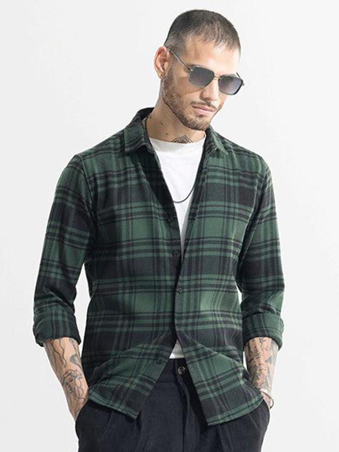 Buy Snitch Green Classic Slim Fit Checked Pure Cotton Casual Shirt ...