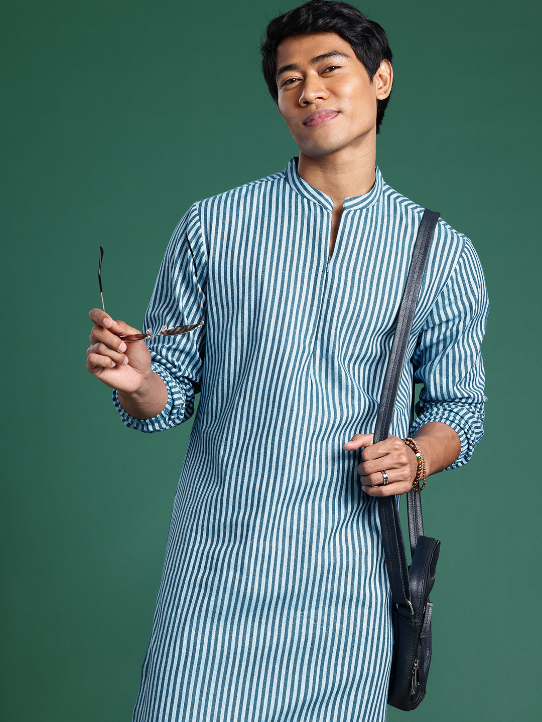 Buy Sangria Striped Straight Kurta - Kurtas for Men 26530734 | Myntra