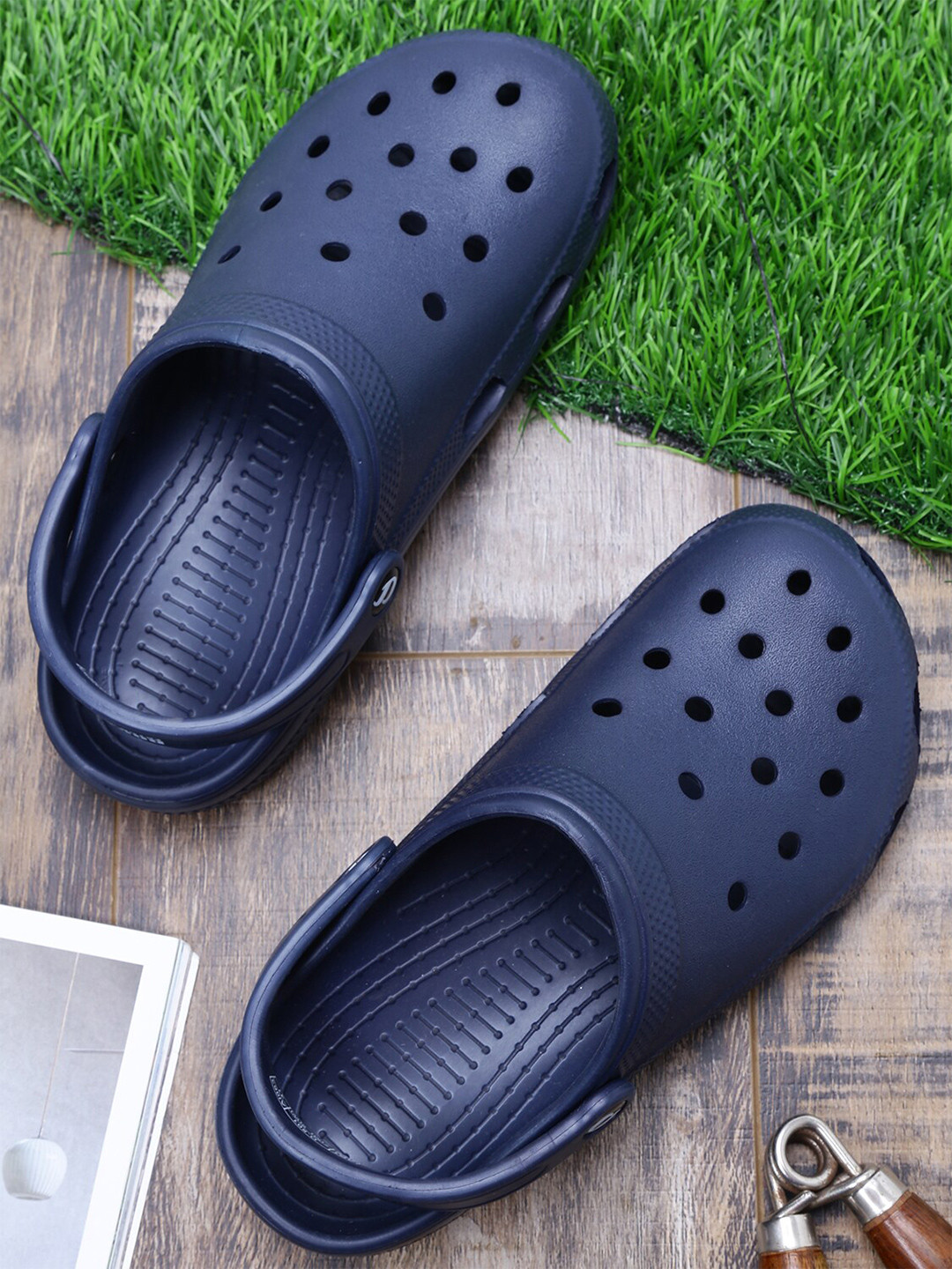 Buy DOCTOR EXTRA SOFT Men Lightweight Croslite Clogs - Flip Flops for ...