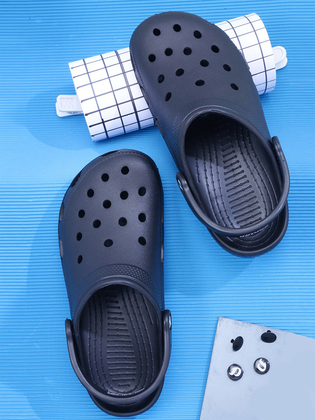 Buy DOCTOR EXTRA SOFT Men Lightweight Croslite Clogs - Flip Flops for ...