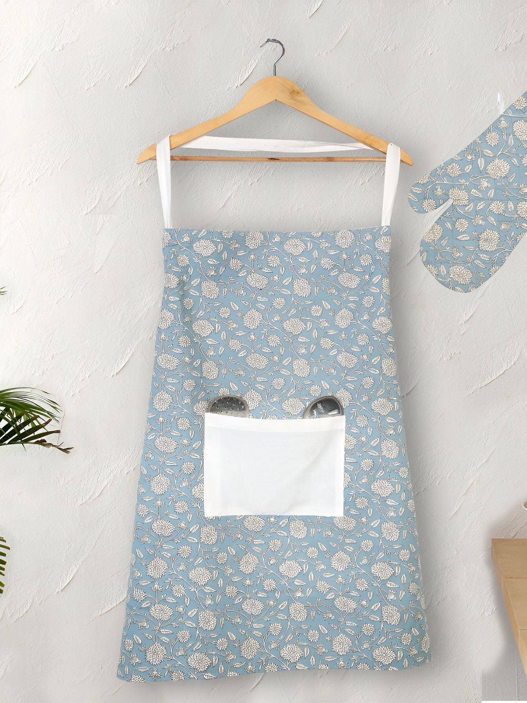 Buy Texstylers Blue 2 Pieces Printed Cotton Kitchen Linen Set - Kitchen ...