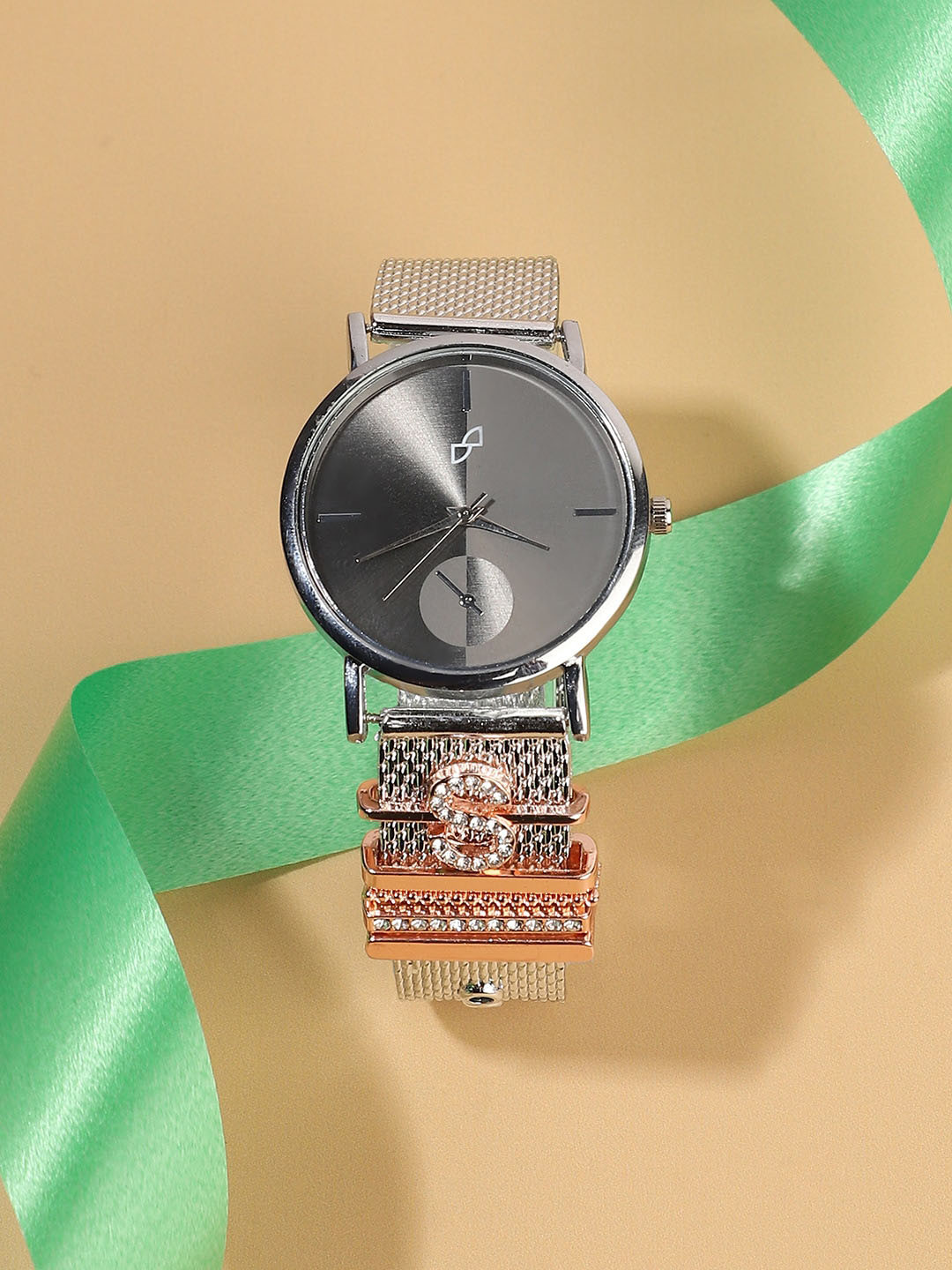 Buy HAUTE SAUCE By Campus Sutra Women Analog Watch With S Initial Watch ...