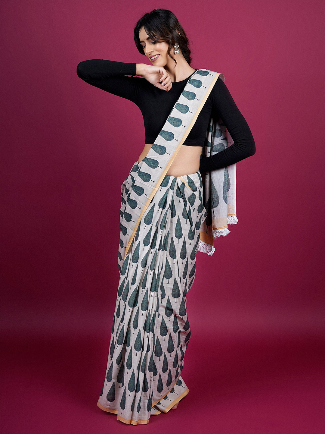 Buy BUTA BUTI Ethnic Motifs Printed Pure Cotton Saree - Sarees for ...