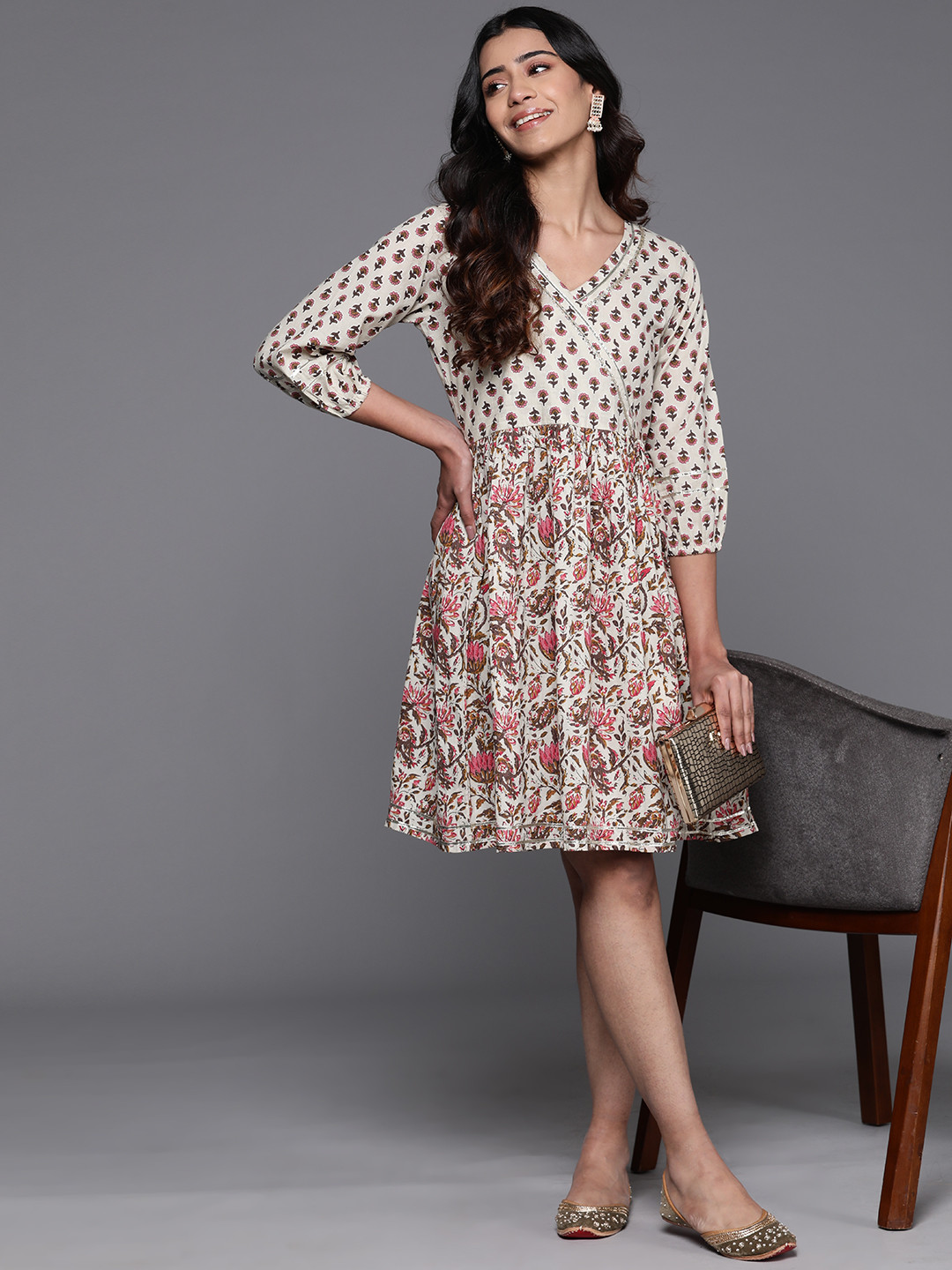 Buy Libas Floral Print V Neck Puff Sleeve Gathered Or Pleated Wrap ...