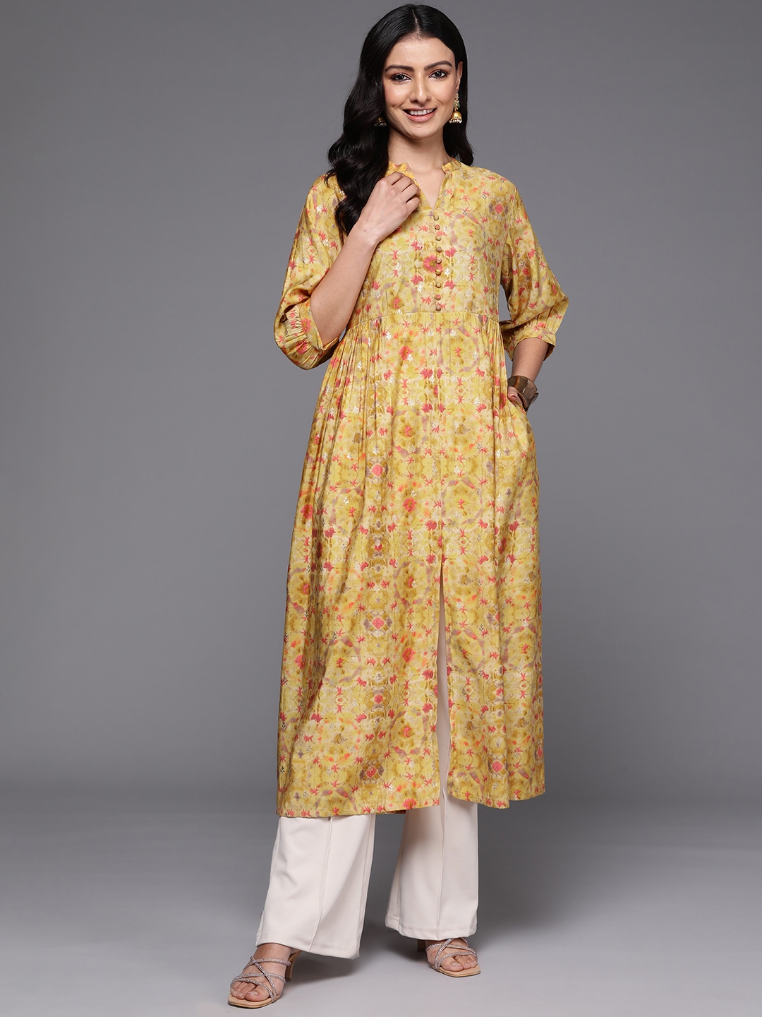 Buy Libas Abstract Printed Mandarin Collar Pleated Kurta Kurtas For
