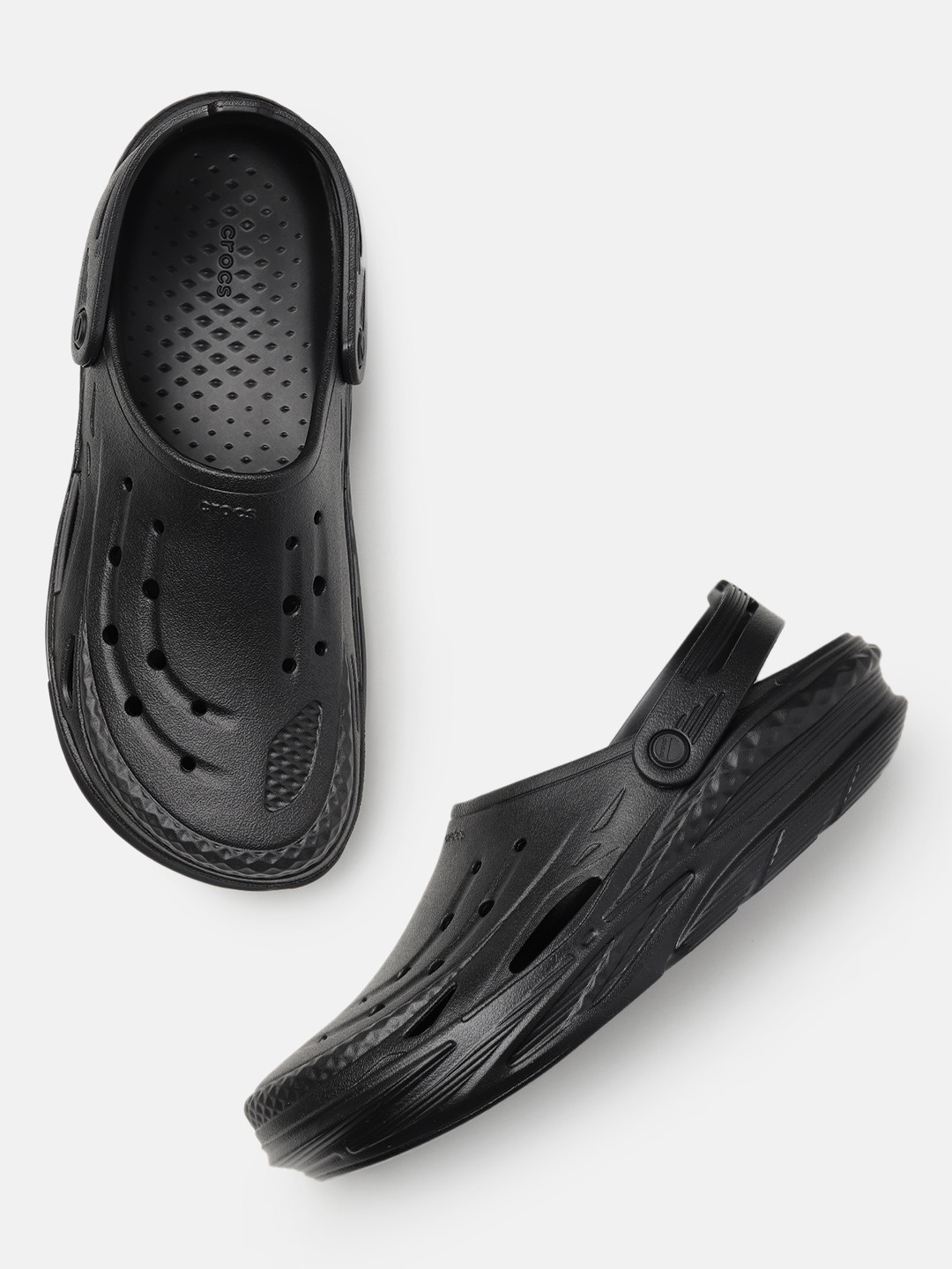 Buy Crocs Unisex Off Grid Clogs - Flip Flops for Unisex 26787754 | Myntra