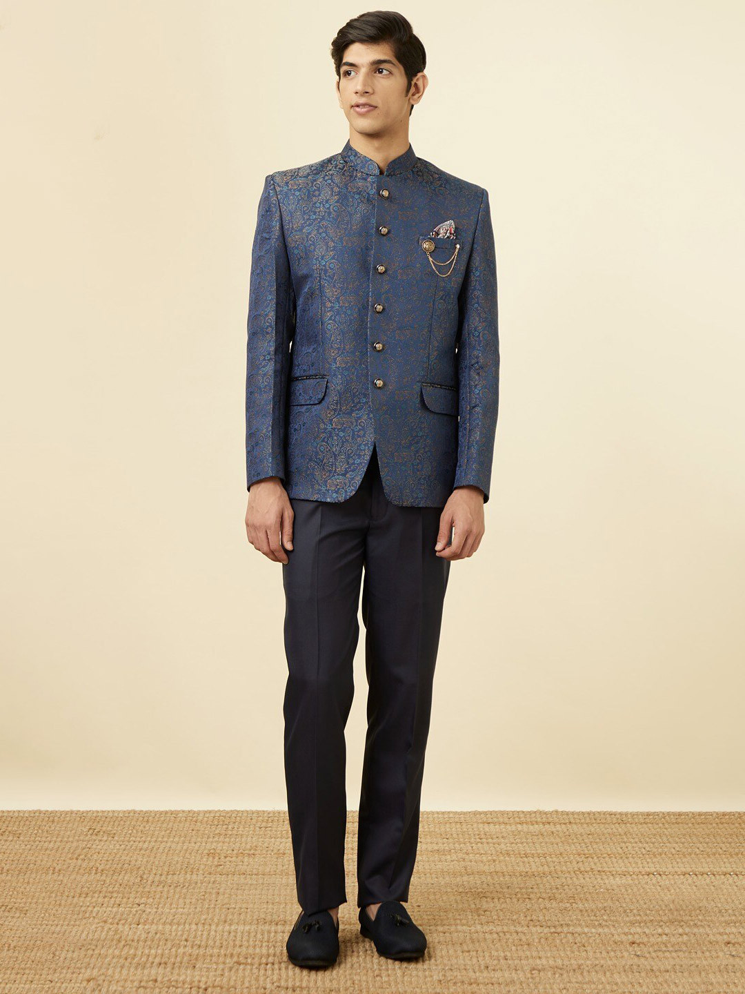 Buy Manyavar Self Designed Single Breasted Three Piece Party Suit ...