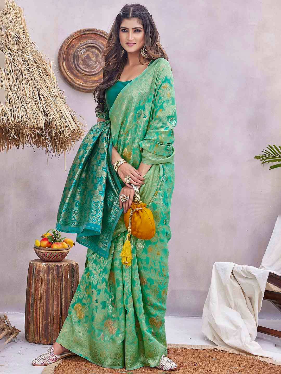 Buy Ariya Prints Floral Printed Woven Design Zari Banarasi Saree ...