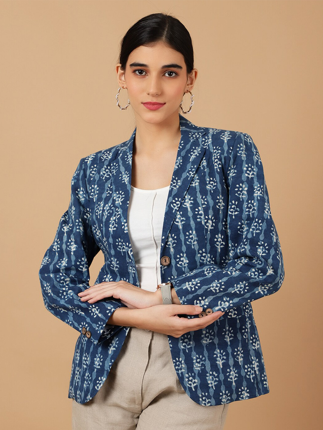 Buy INDOPHILIA Ethnic Motifs Printed Cotton Single Breasted Blazer ...