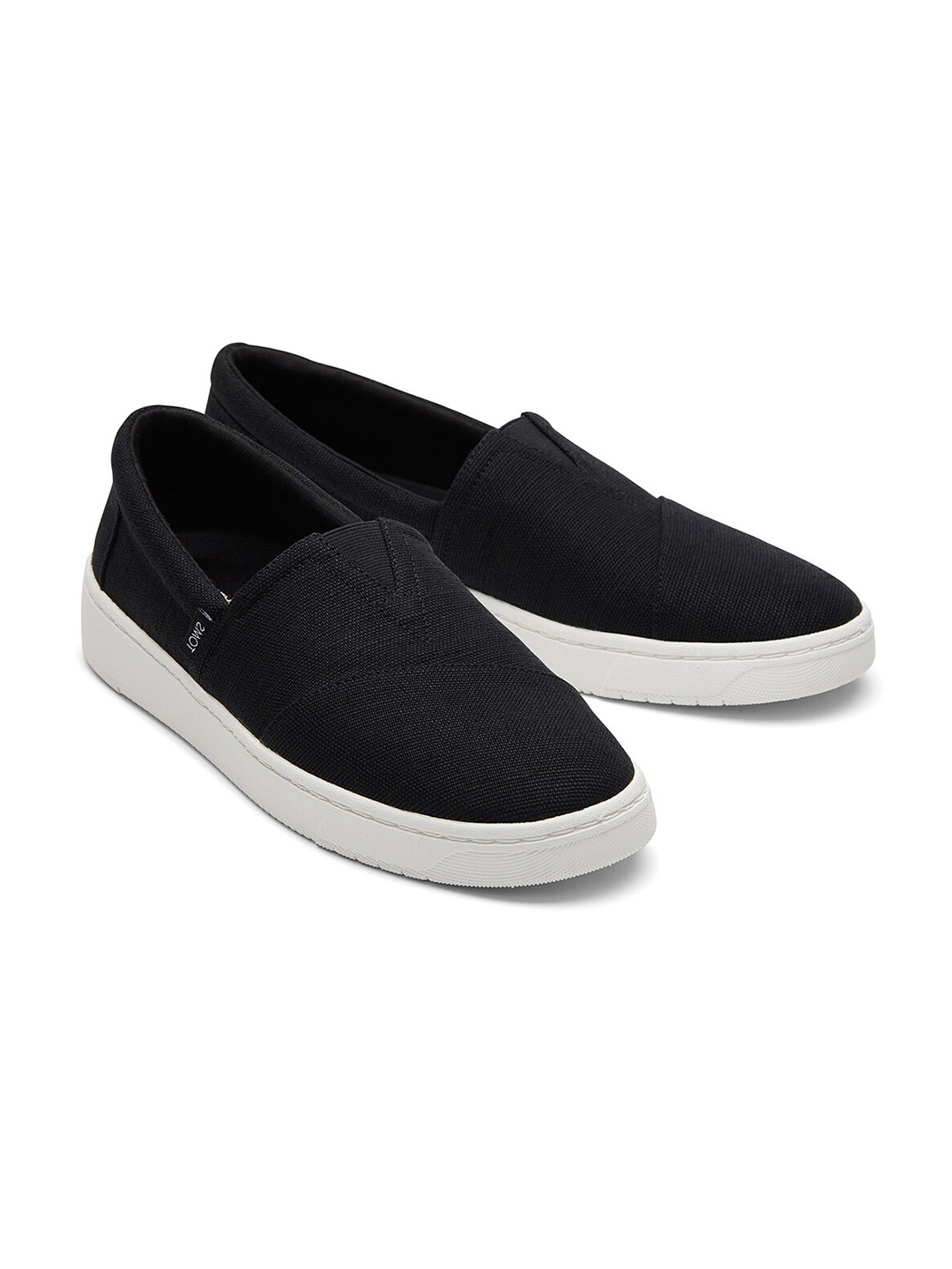Buy TOMS Men Comfort Insole Contrast Sole Canvas Slip On Sneakers ...