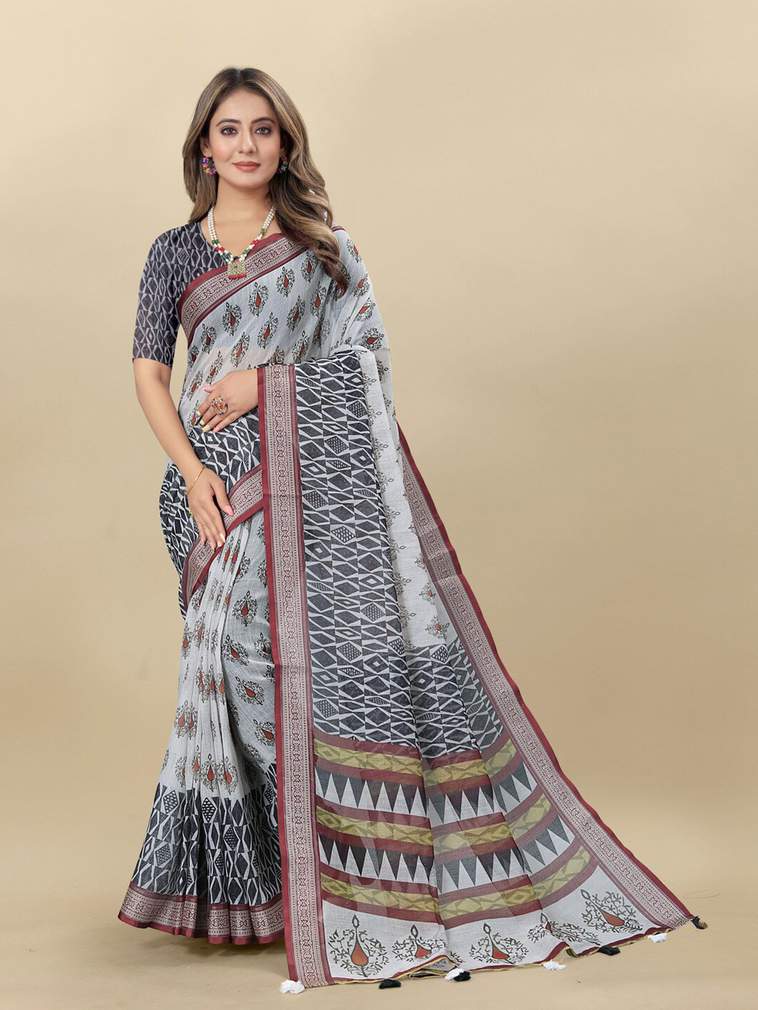Buy MOKSHA DESIGNS Floral Pure Linen Saree - Sarees for Women 26930106 ...