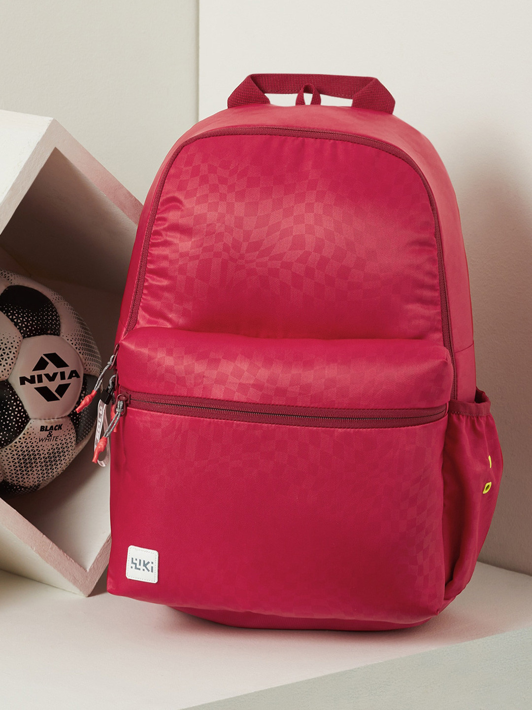 Buy Wildcraft Kids Geometric Printed Ergonomic ClimaCool Backpack Up To ...