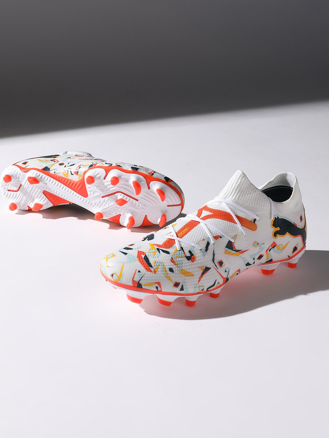 Buy Puma Men FUTURE 7 MATCH CREATIVITY FG/AG Football Shoes - Sports ...