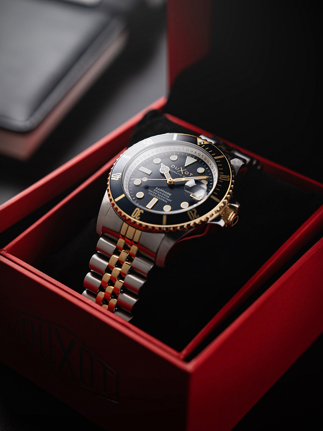 Buy DUXOT Atlantica Diver Men Brass Embellished Dial Automatic Motion ...