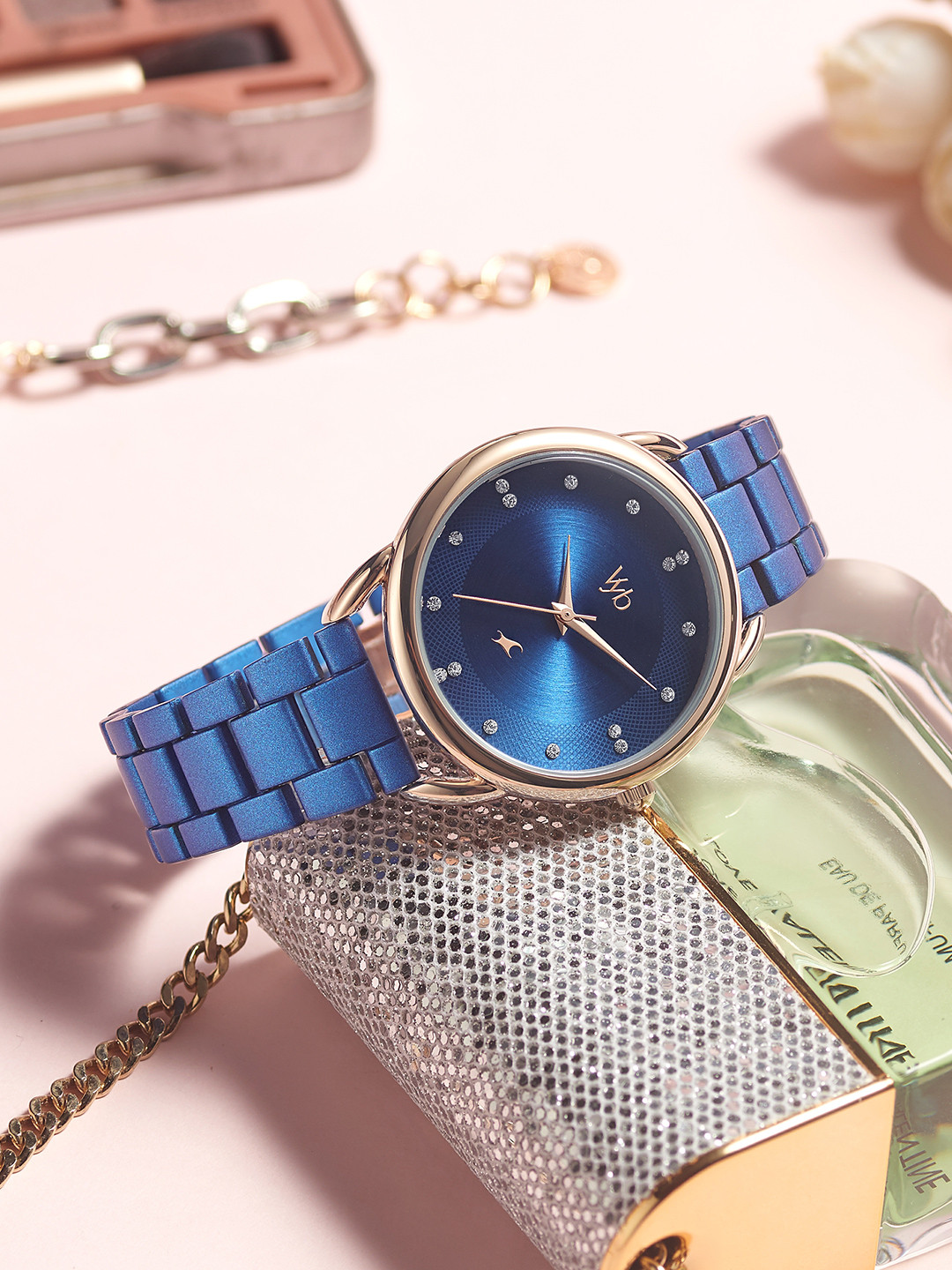 Buy Fastrack Vyb Charmer Women Embellished Dial Bracelet Style Straps ...