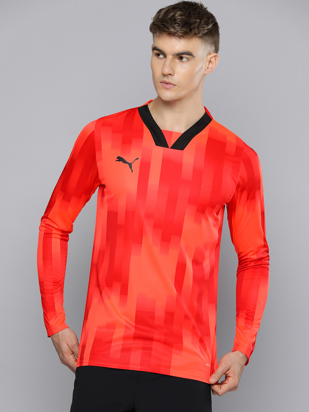 Buy Puma TeamTarget Goalkeepers Printed V Neck Dry Cell Slim Fit Long ...