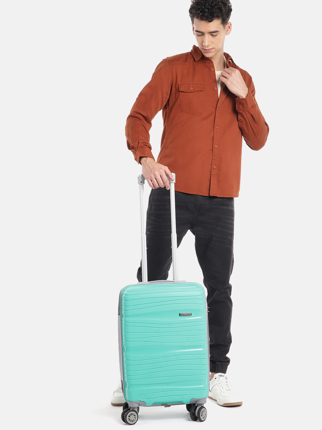 Buy Teakwood Leathers Iris 360 Degree Rotation Hard Sided Cabin Sized ...