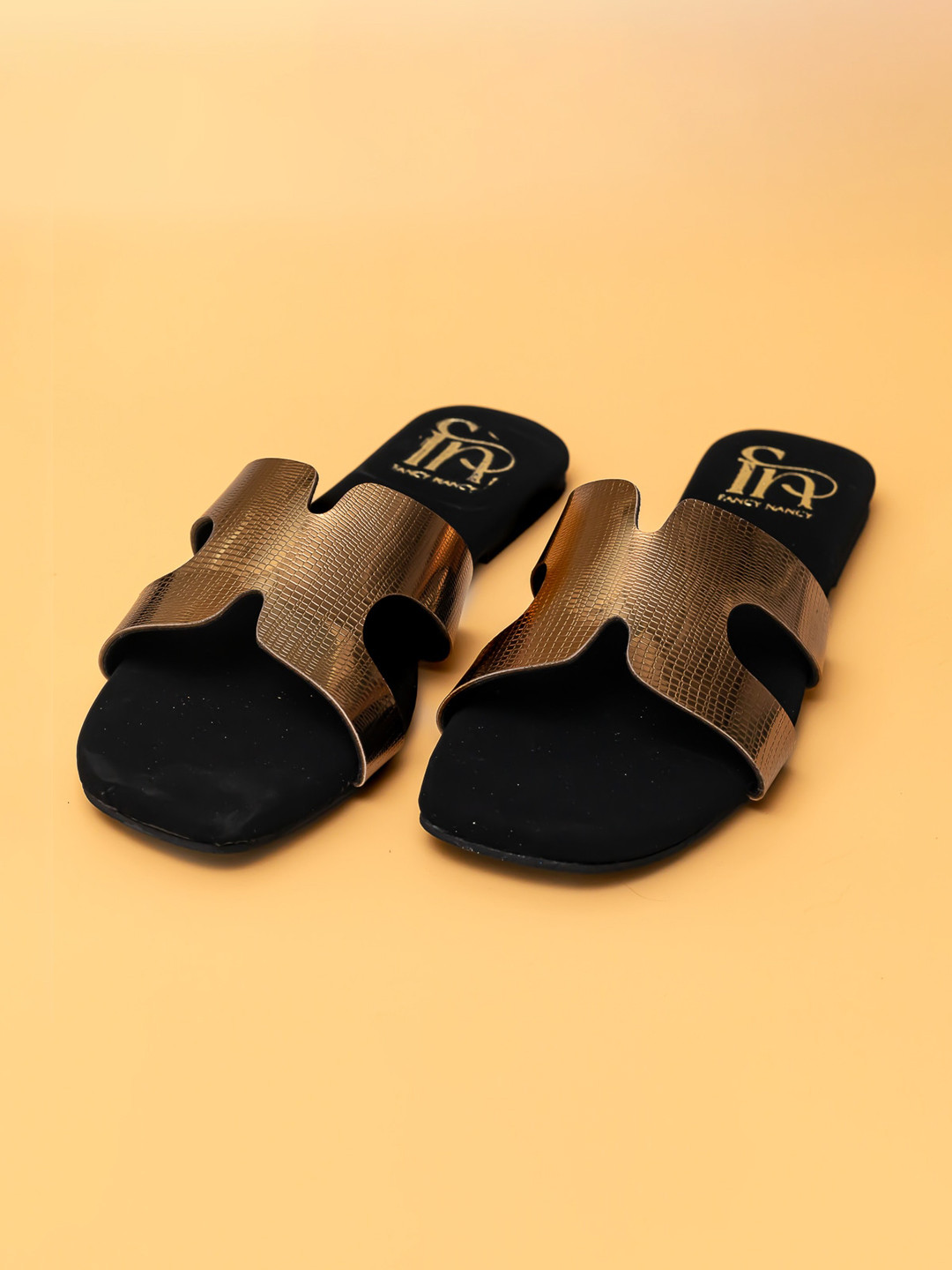 Buy Dapper Feet Fancy Nancy Textured Open Toe Flats - Flats for Women 27239472 | Myntra