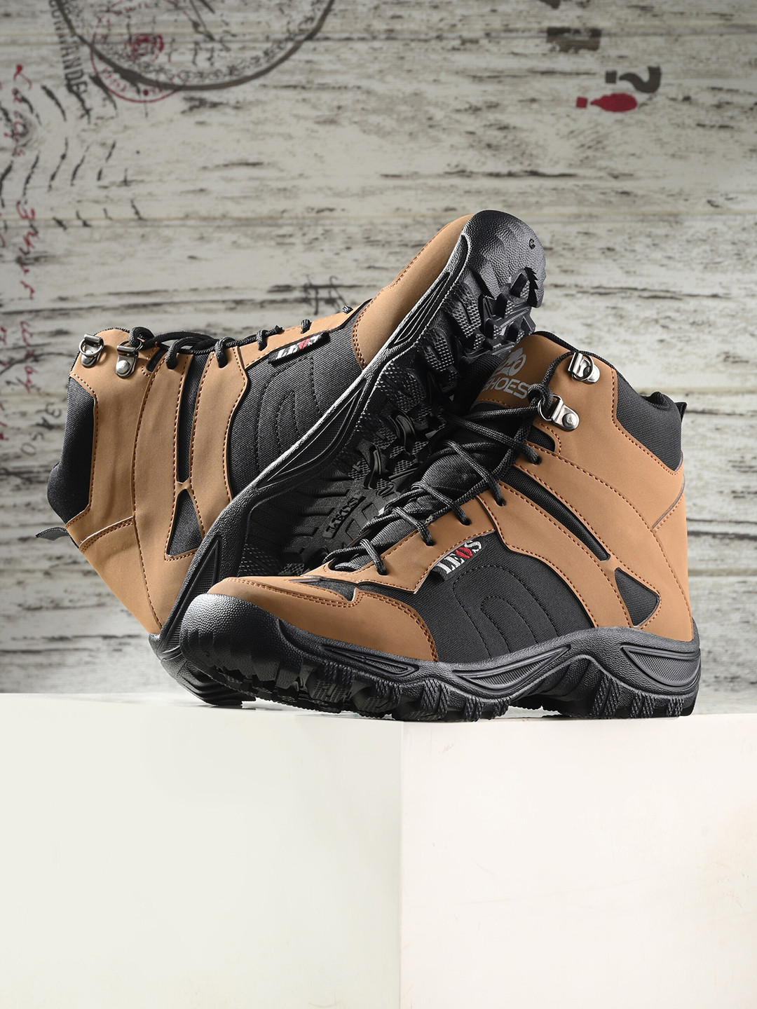 Buy Leo's Fitness Shoes Men Colourblocked Canvas Hiking Boots - Boots ...