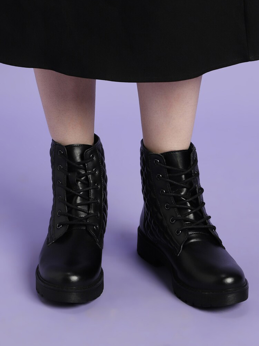 Buy FOREVER 21 Women Round Toe Block Heeled Quilted Laced Up Boots ...