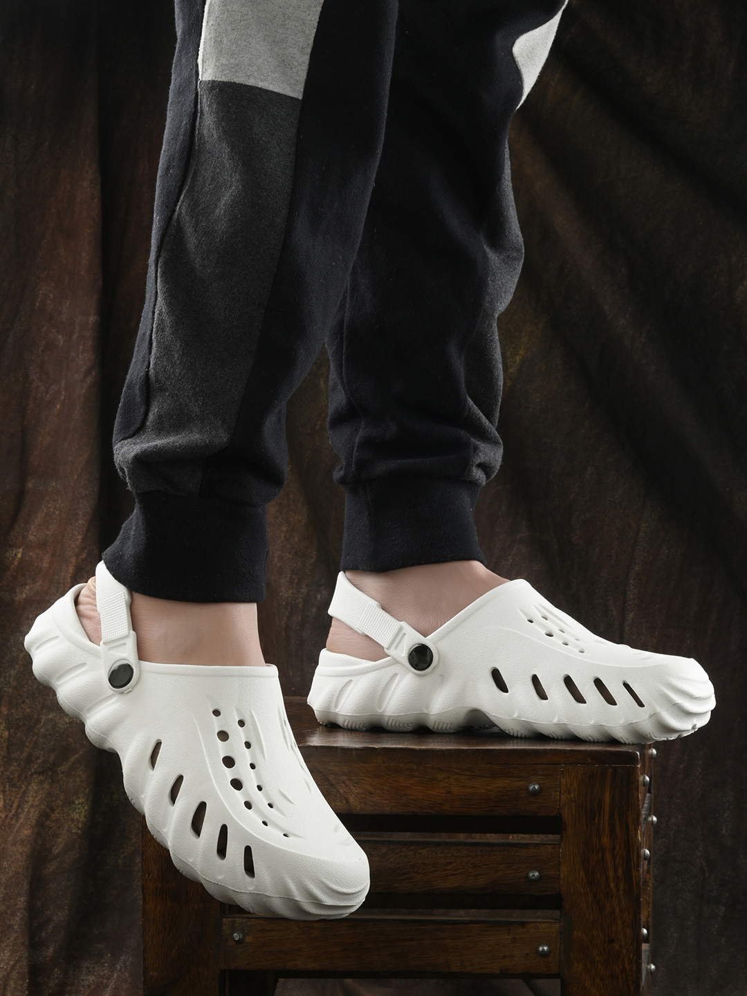 Buy The Roadster Lifestyle Co. Men White Textured Clogs - Flip Flops ...