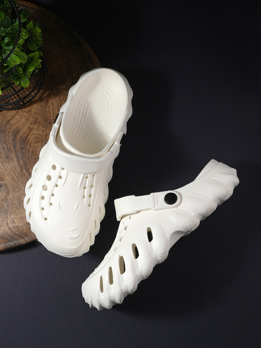 Buy The Roadster Lifestyle Co. Men White Textured Clogs Flip Flops ...