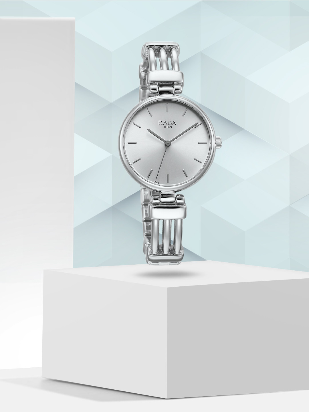 Buy Titan Raga Show Stopper Women Embellished Dial Bracelet Analogue ...