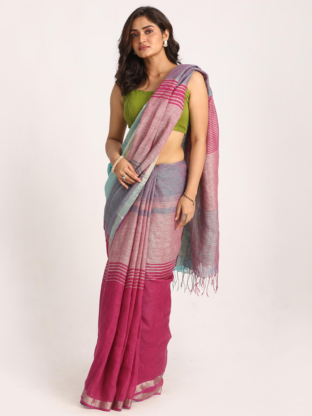 Buy Angoshobha Striped Pure Linen Saree - Sarees for Women 27461612 | Myntra