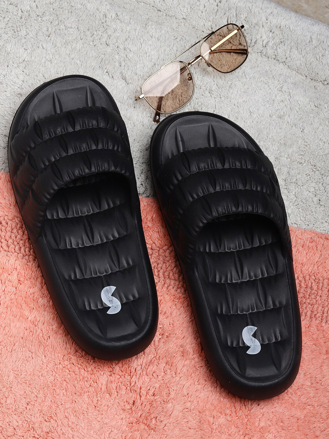 Buy Solethreads Men Textured Sliders - Flip Flops for Men 27507268 | Myntra