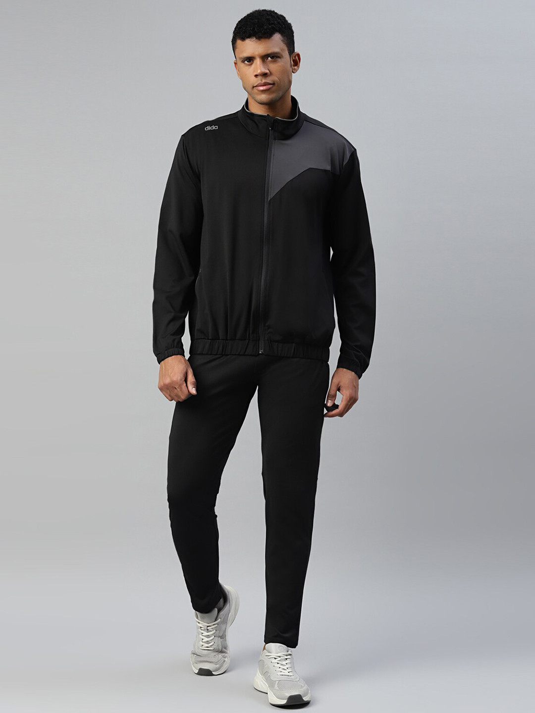 Buy DIDA Men Mid Rise Training Lightweight Comfort Fit Tracksuit ...