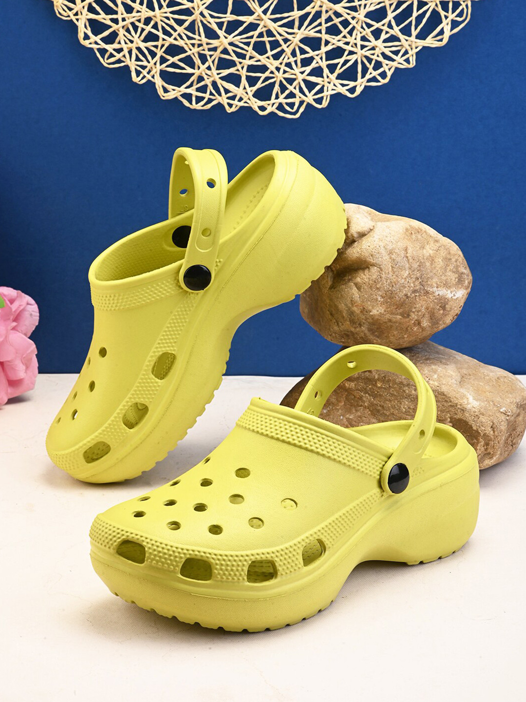 Buy HRX By Hrithik Roshan Women Self Design Rubber Clogs - Flip Flops ...