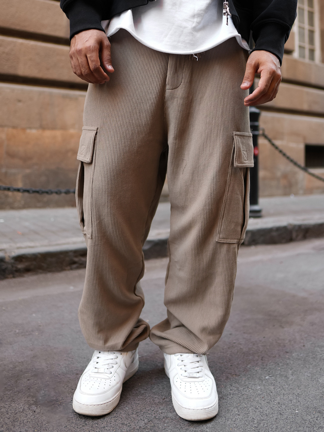 Buy Powerlook Men Mid Rise Relaxed Fit Cargo Track Pants - Track Pants ...